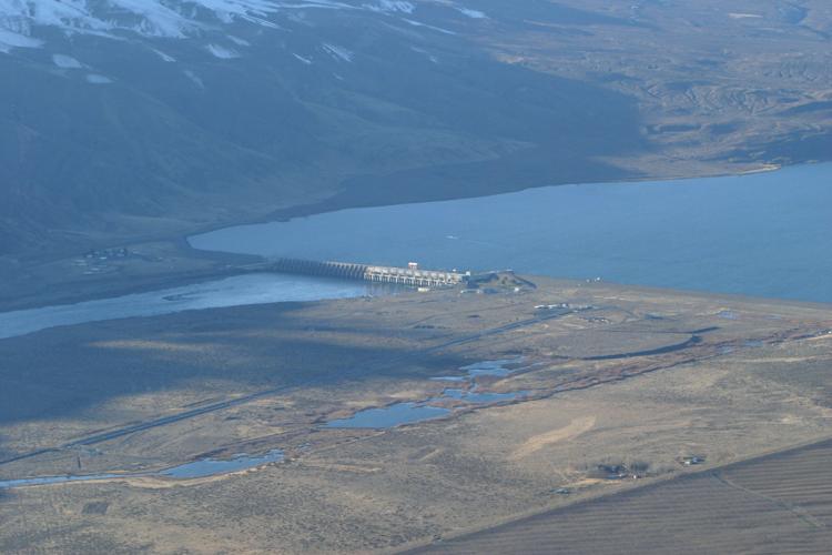 Priest Rapids Dam given green light | Local | yakimaherald.com