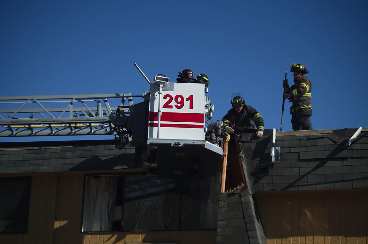 Yakima firefighters: Friday morning fires did little damage | Local ...