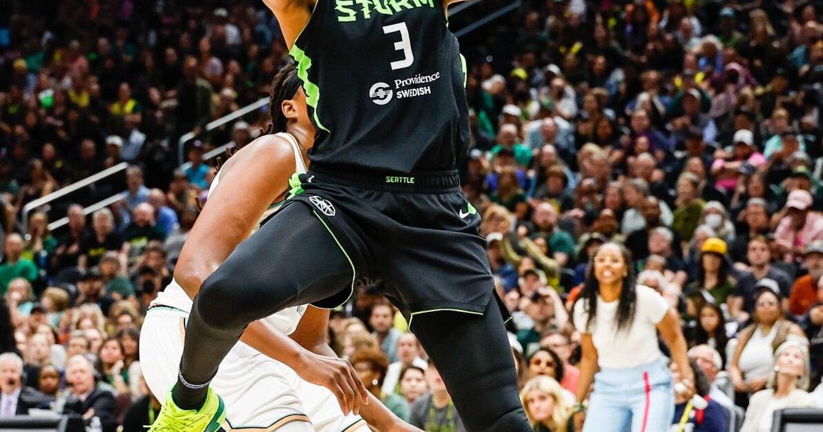 Storm bringing back Nneka Ogwumike for another year | Storm ...