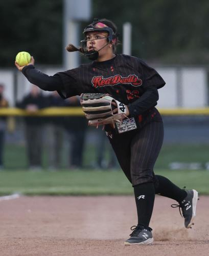 East Valley wins first-ever District 5 softball title in wild nailbiter ...