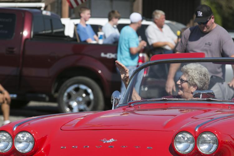 Annual Harrah Fall Festival Parade (19 images) | Local | yakimaherald.com