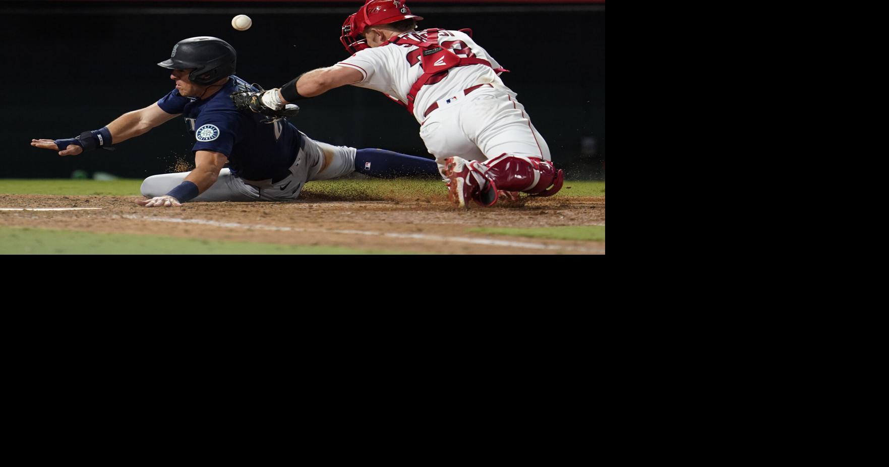 Sam Haggerty starts the chaos on the basepaths as Mariners score four ...