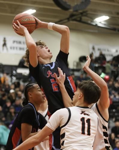 Cesar Hernandez provides late spark to lead Davis boys past West Valley ...