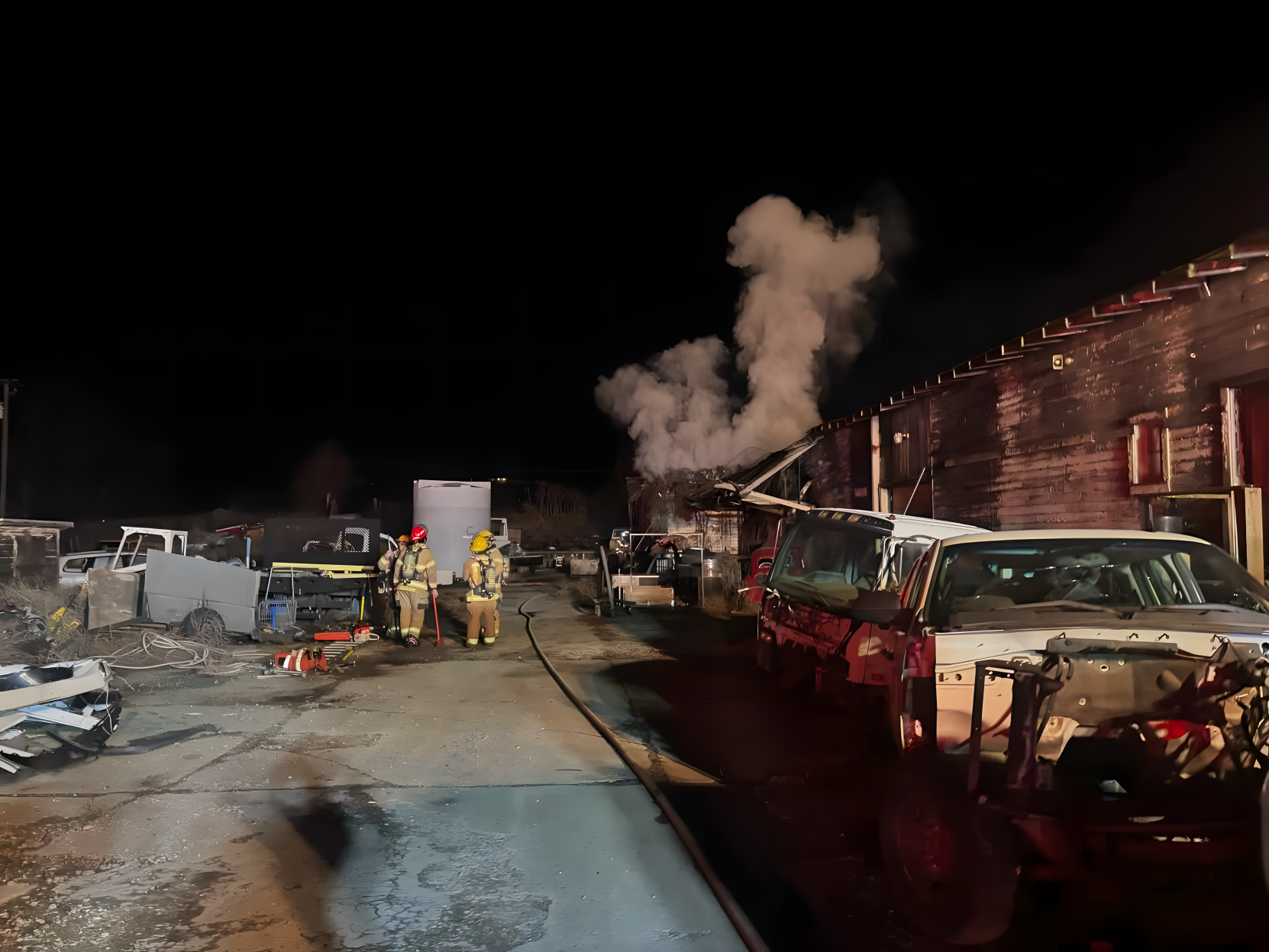Firefighters battle blaze at West Valley truck garage | Local ...