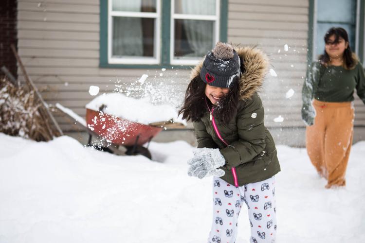 Snow totals vary across Yakima Valley with more powder expected this ...