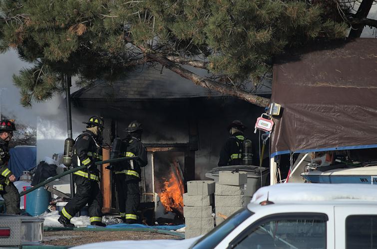 Firefighters respond to house fire north of Selah | Local ...