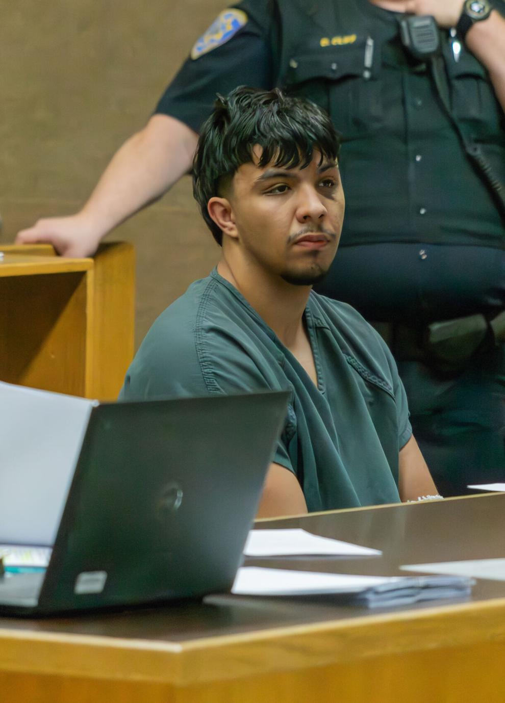 Defendant in Sunnyside smoke shop brawl pleads guilty, gets waiver on ...