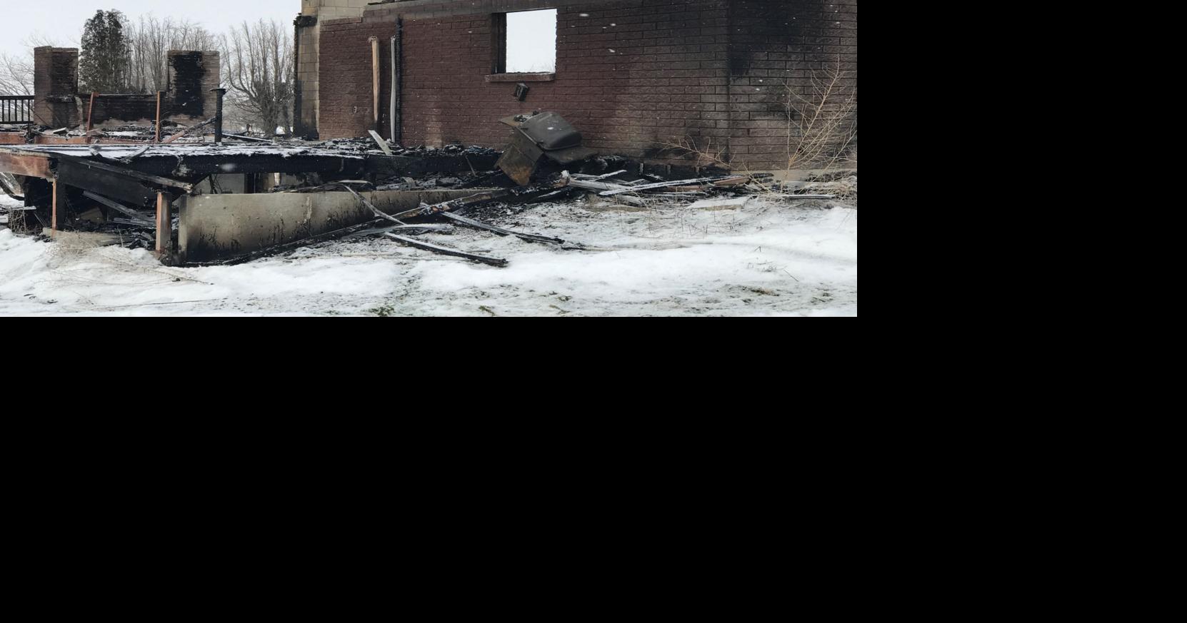 Photos: House fire on Windy Ridge Lane in Moxee | Local | yakimaherald.com