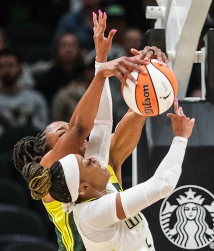 Photos: Seattle Storm takes on Dallas Wings | Storm | yakimaherald.com