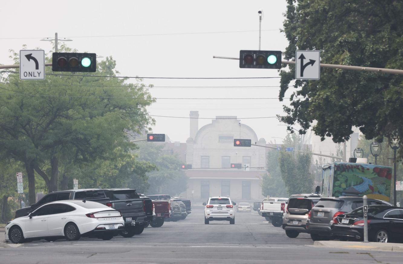 Wildfire smoke alert extended, burn ban still in effect in Yakima ...