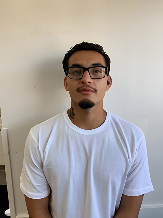 Toppenish man pleads guilty in federal court to shooting at officers in ...