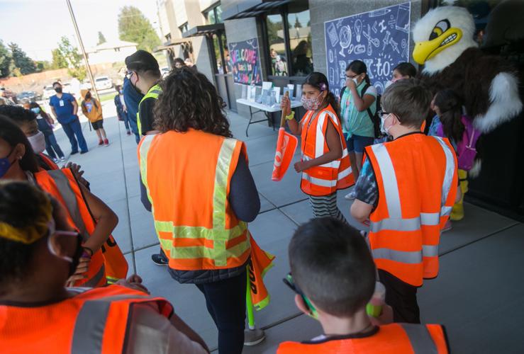 Summitview Elementary kicks off school year in brand-new building | Local | yakimaherald.com