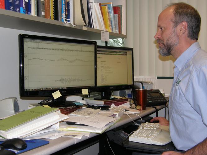 Cascades Volcano Observatory is keeping an eye on Northwest volcanoes ...