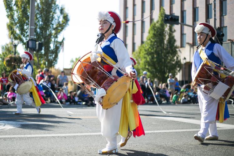 Photos: Yakima's Sunfair Parade | Photos and Videos | yakimaherald.com