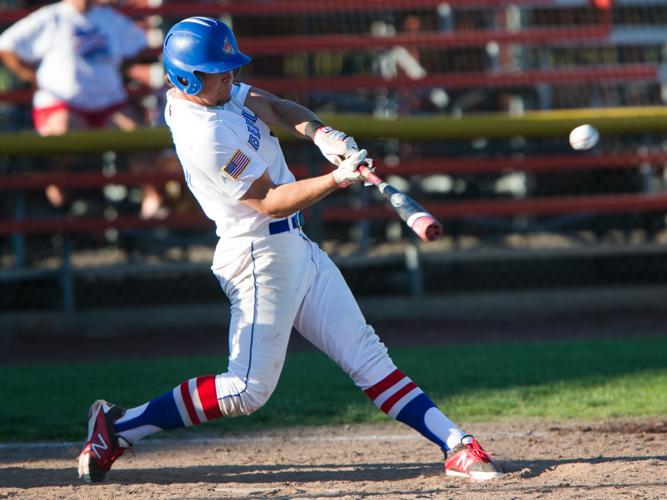 Baseball: Yakima Beetles defeat Pepsi Pak 9-8 | Sports Photos ...