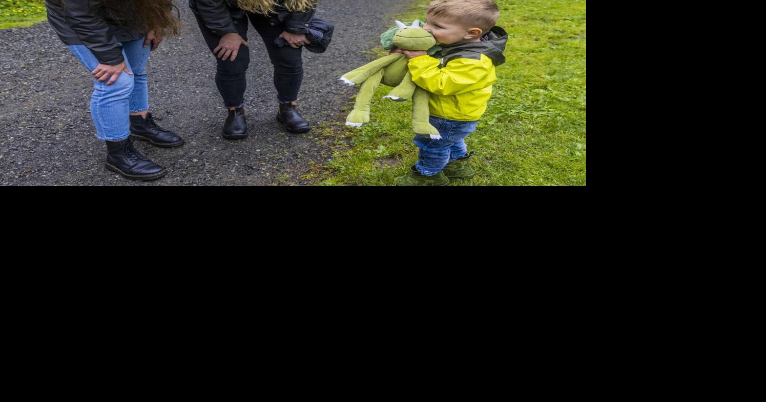 Carlyn Schmidgall, left, and Megan Larson reunite Kameron, 3, with his ...