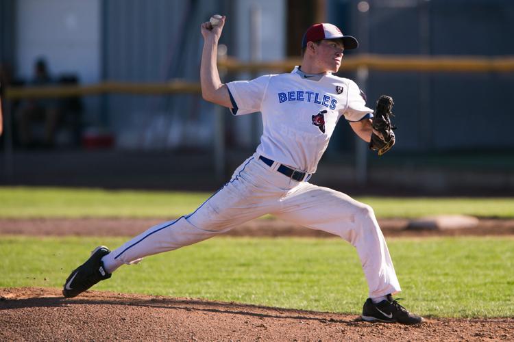 Baseball: Yakima Beetles defeat Pepsi Pak 9-8 | Sports Photos ...