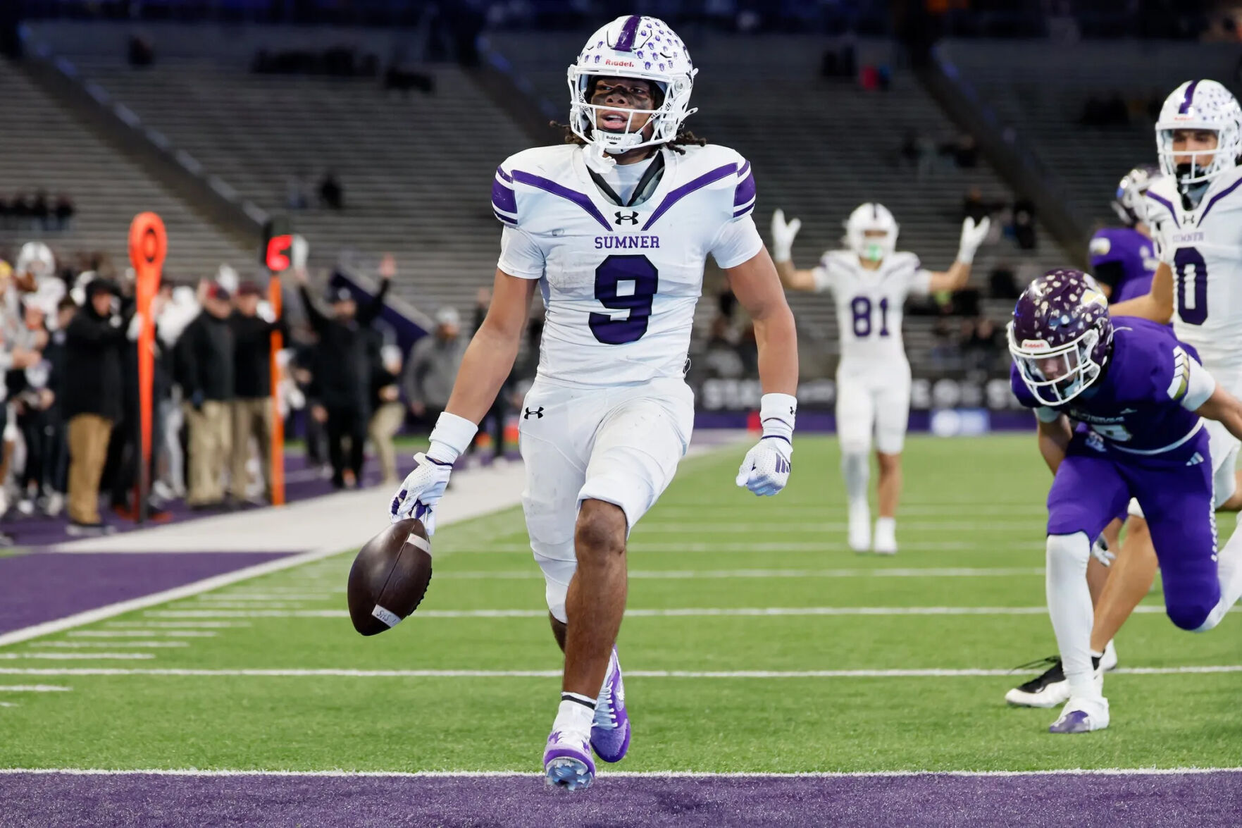 Yakima's Lance McGee reopens recruitment after signing with Oregon ...