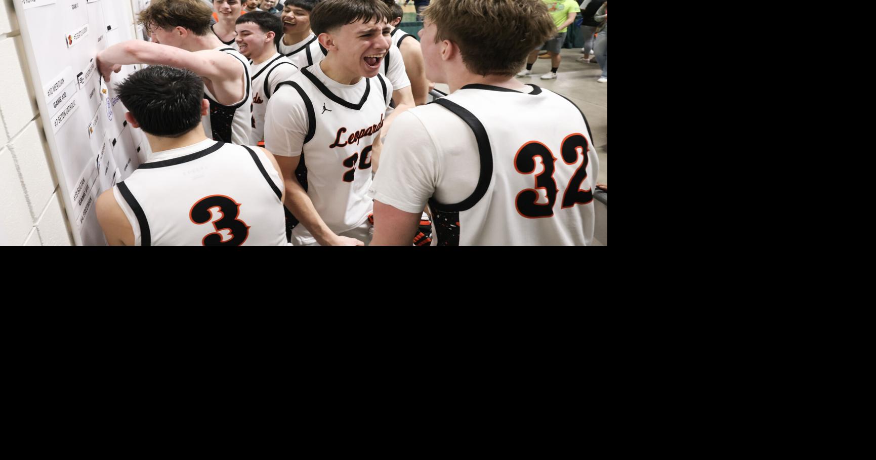 PHOTOS: Zillah boys defeat Seton Catholic 56-54 in 1A state quarterfinals | Photos and Videos ...
