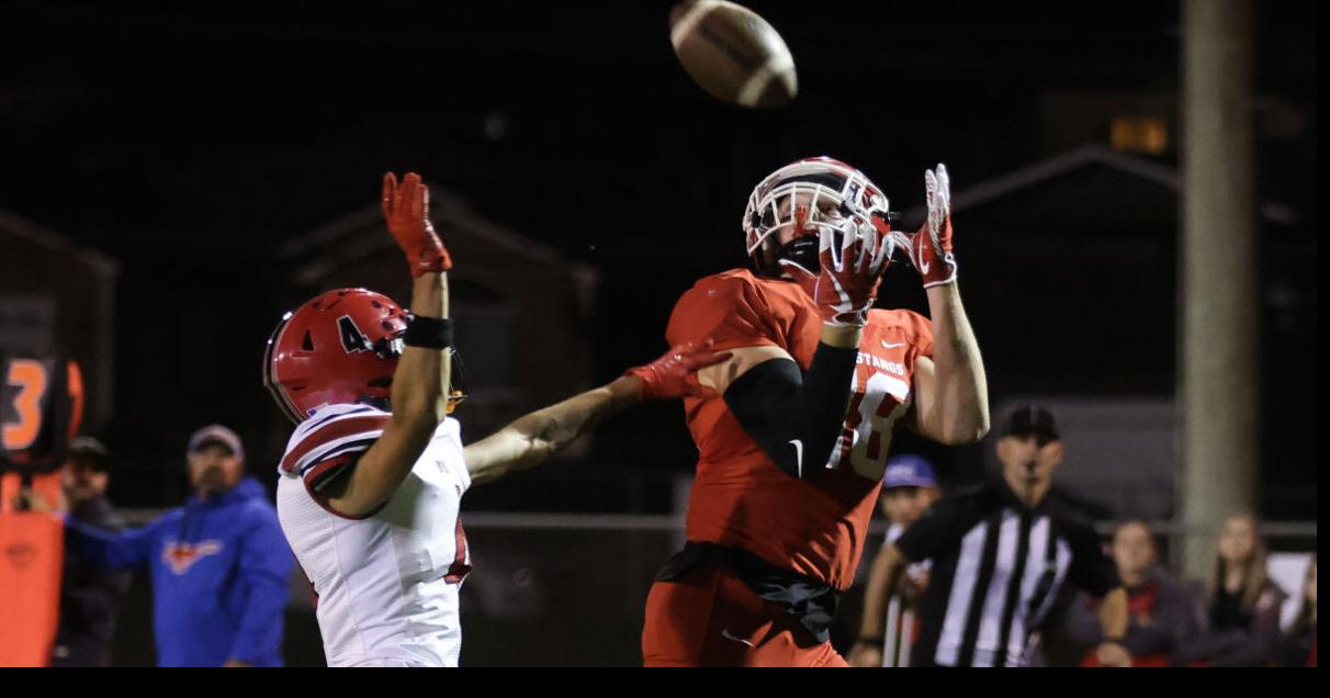 Prosser trio leads 11 Valley athletes on all-state football teams ...