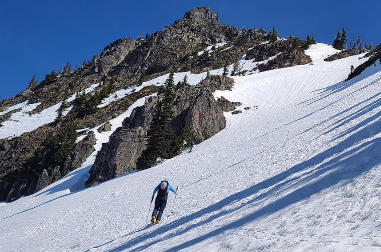 Chinook Pass scheduled to open for Memorial Day weekend | Local ...