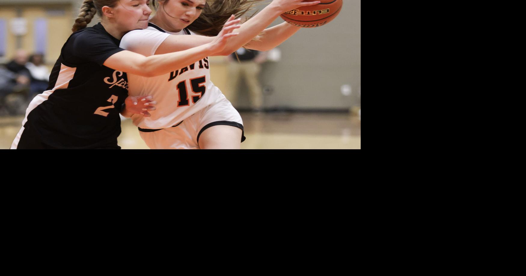 Top-seeded Davis girls give up fourth-quarter lead in loss to Sumner ...