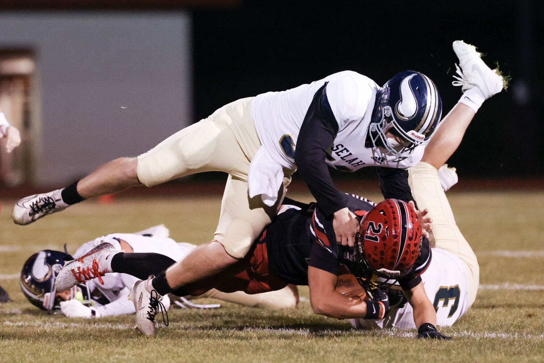 PHOTOS: East Valley defeats Selah 42-13 in football | Photos and Videos ...