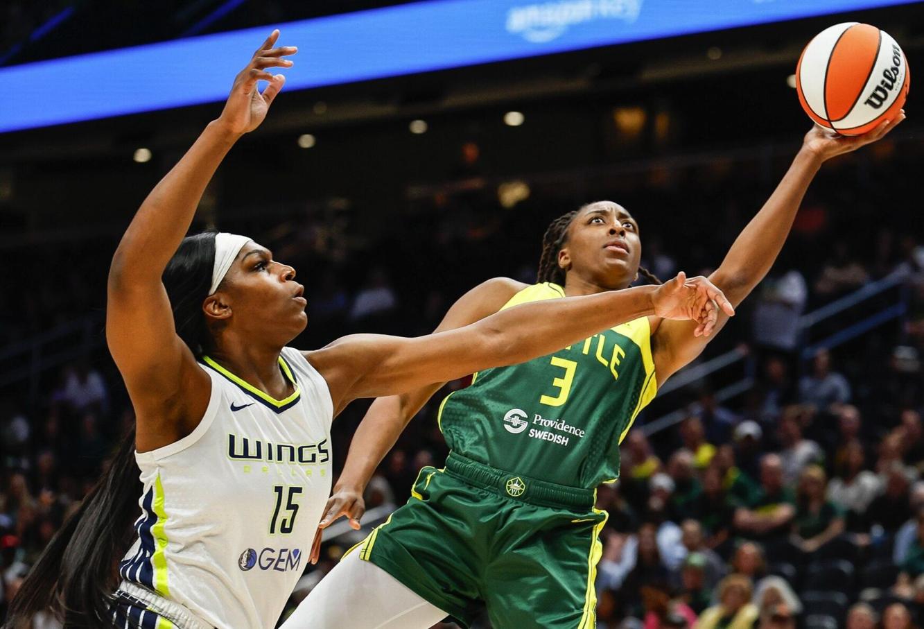 Storm teammates Jewell Loyd, Nneka Ogwumike face off in WNBA All-Star ...