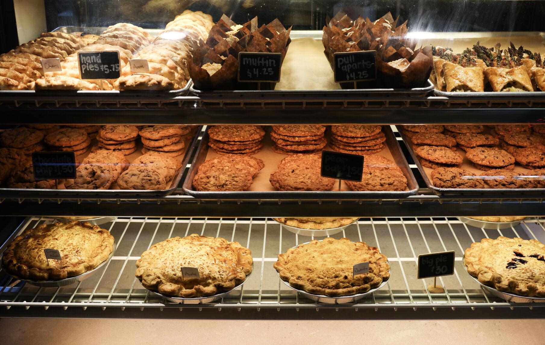 Business tidbits: Little Bake Shop owners to open breakfast restaurant ...