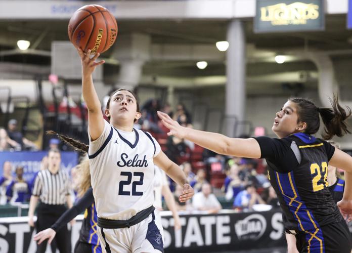 State basketball: Kingston leads Selah girls to first tournament win ...