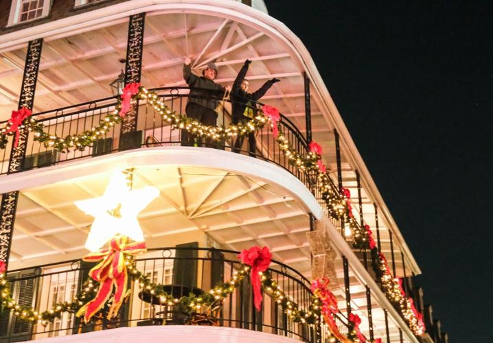 Husky football fans are doing everything they can to witness history in ...