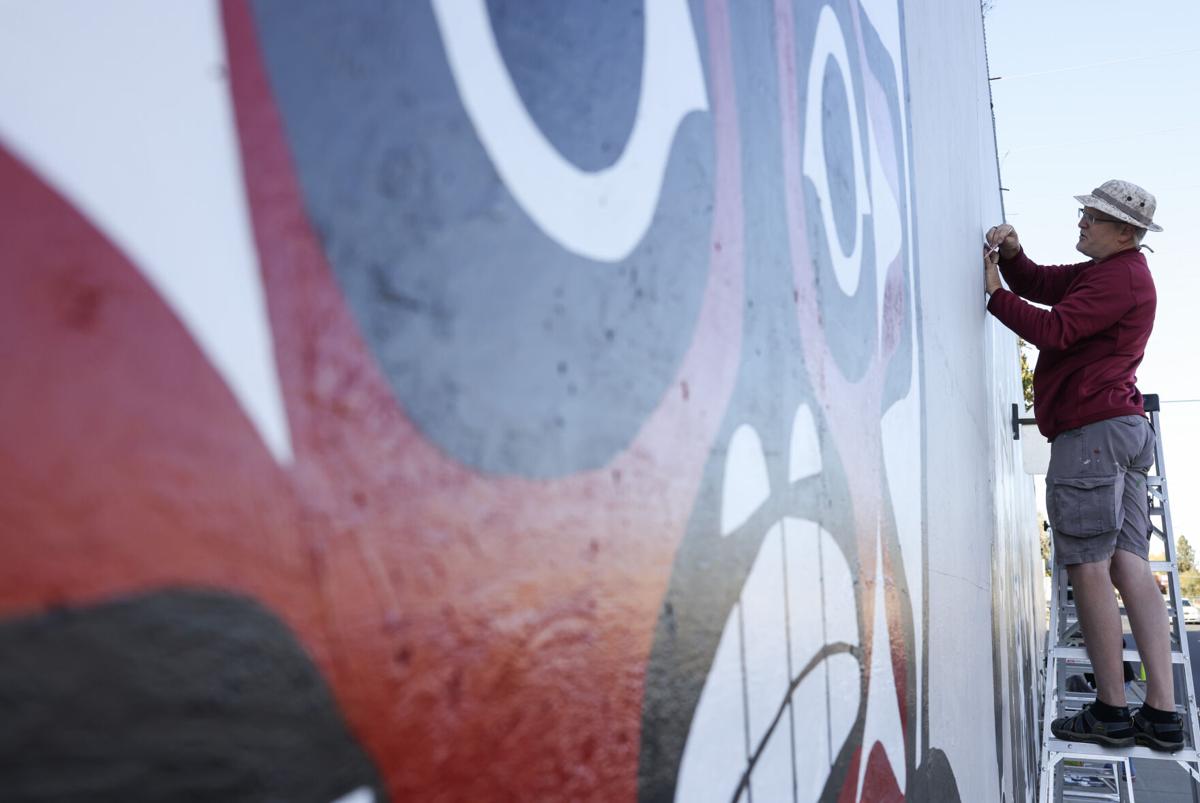 'Everyone is welcome in Selah:" New mural nearly complete | Local ...