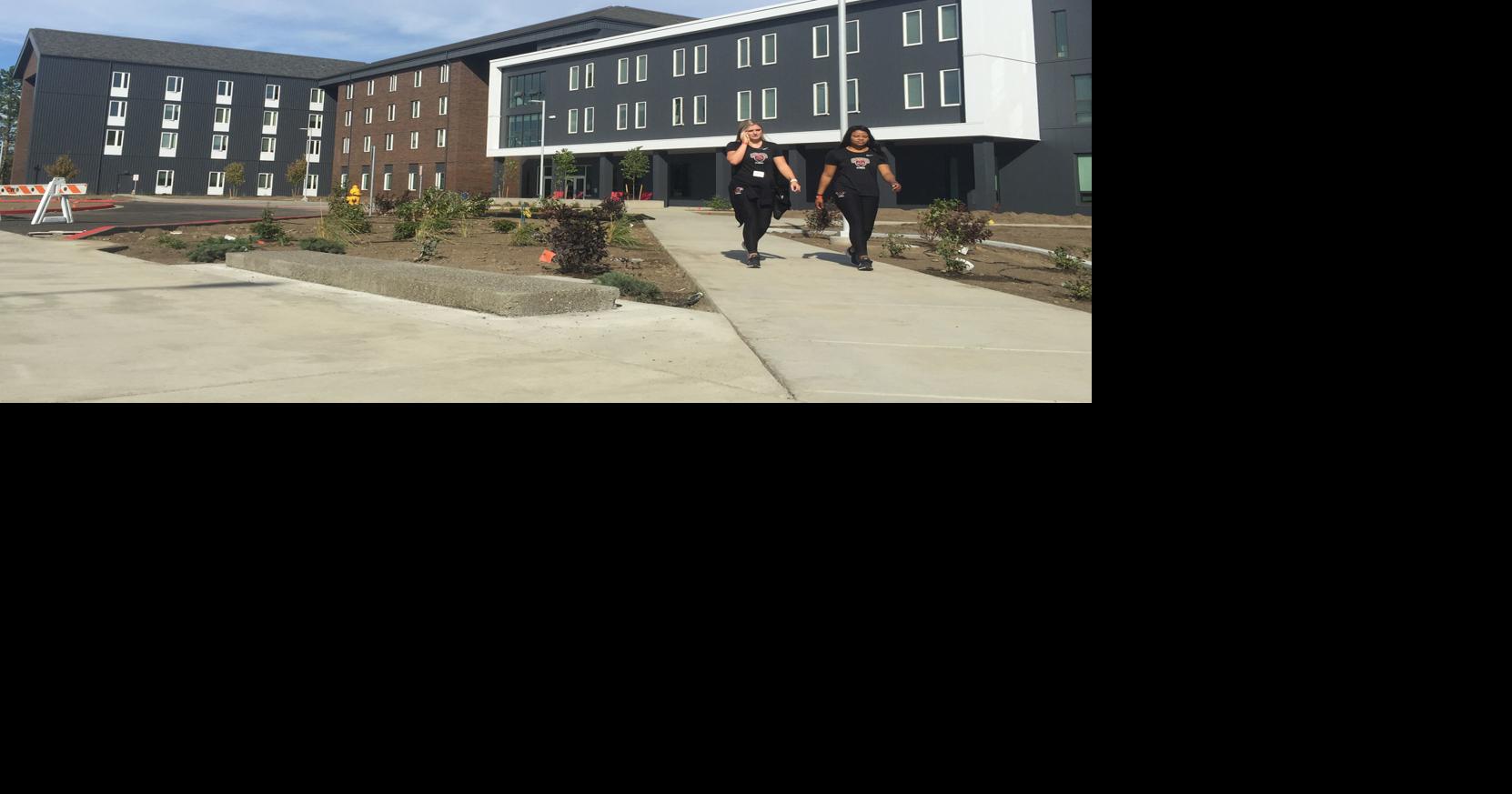 New year, new building: CWU opens Dugmore Hall residence hall | Local ...