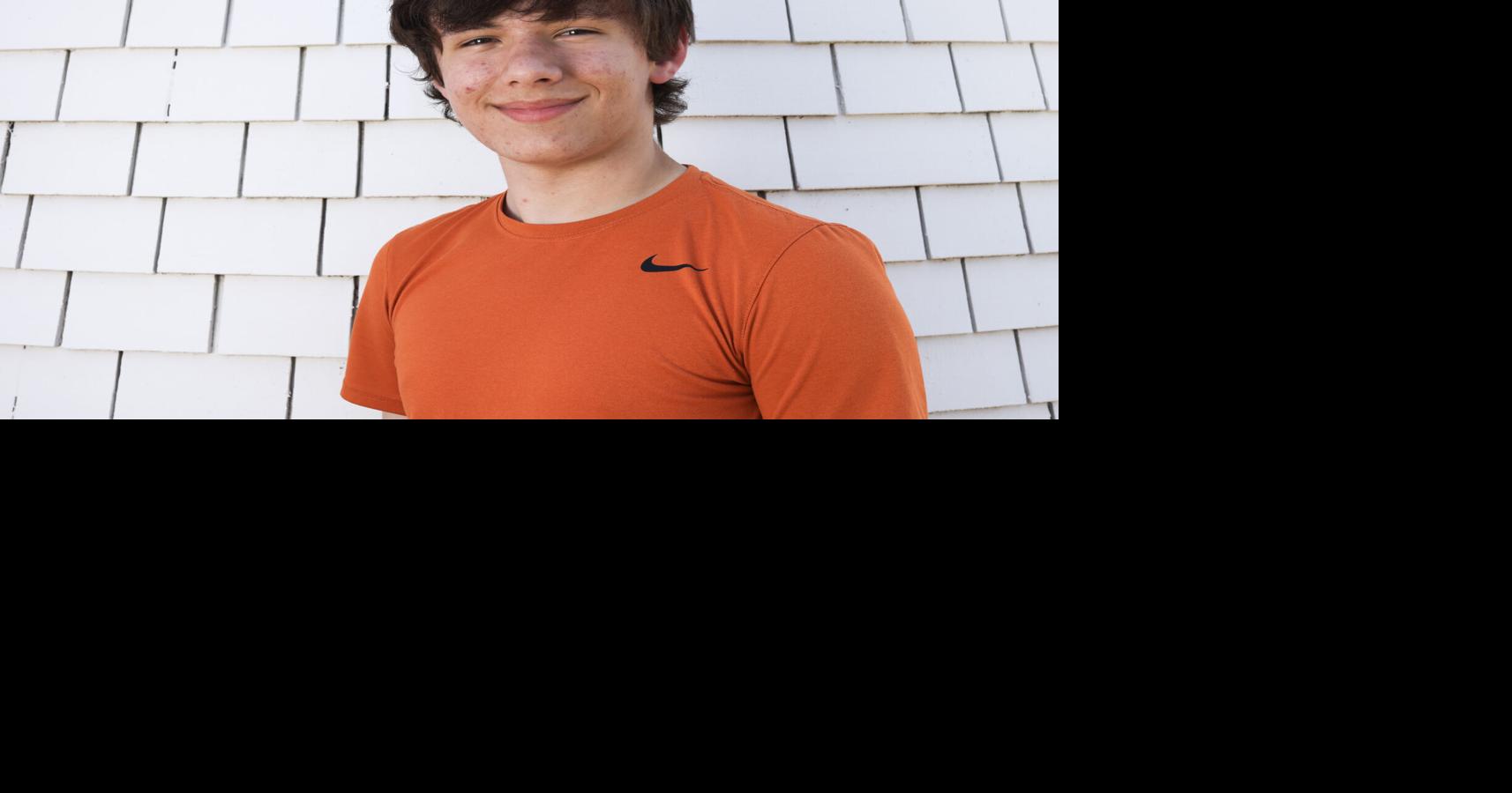 Zillah High School student's business venture gives back to the ...