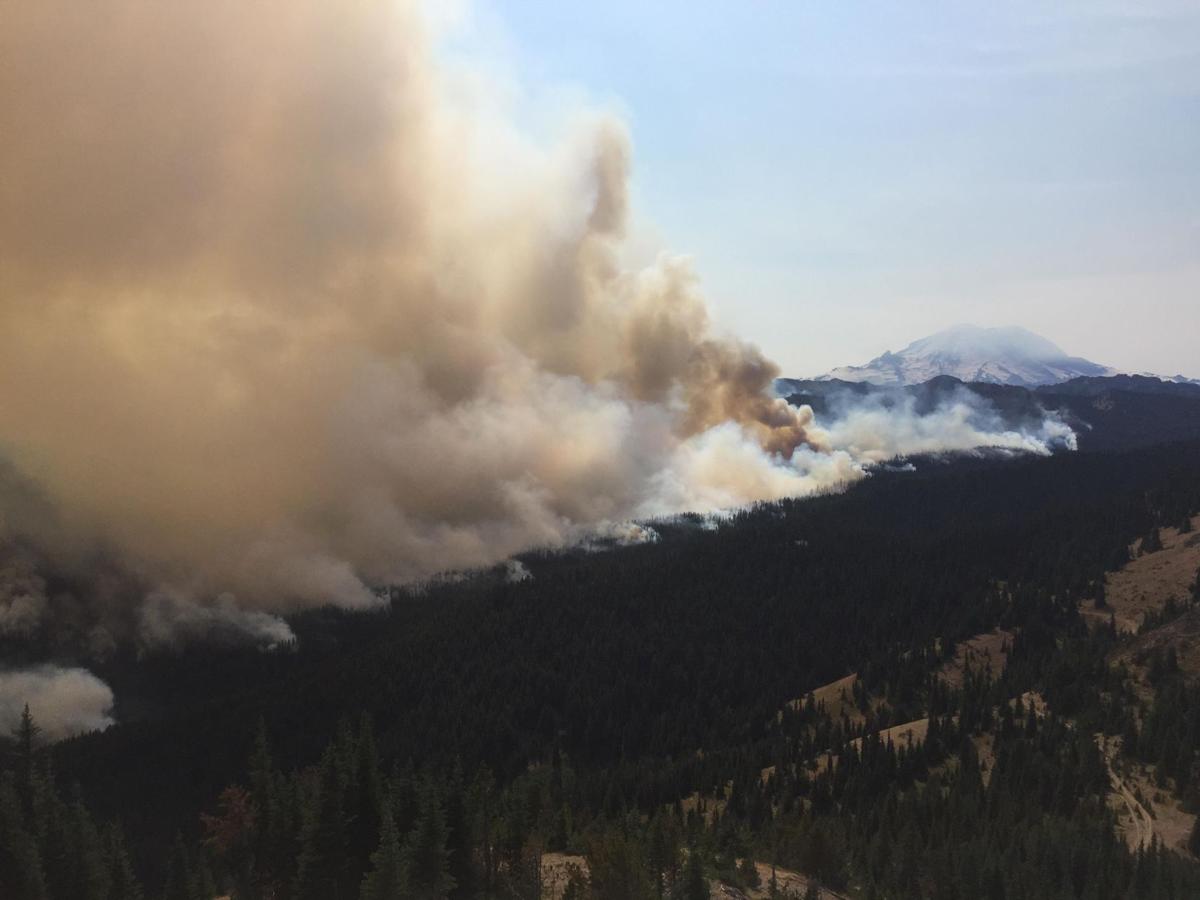 Photos: Norse Peak Fire | Local | yakimaherald.com