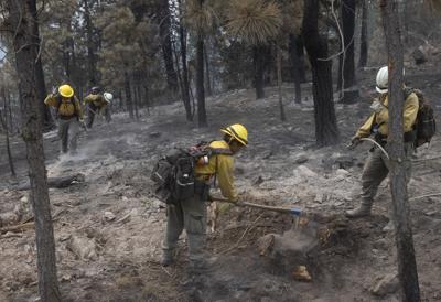Monday update: Firefighters deal with dry conditions on Retreat Fire ...
