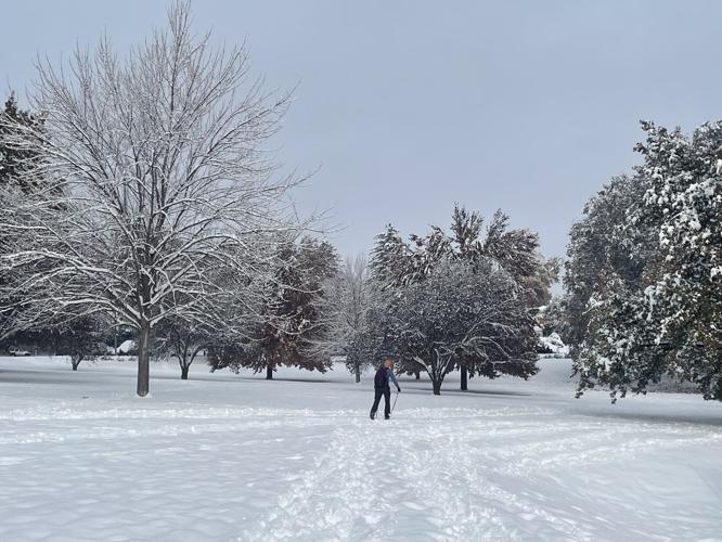 Yakima gets 5-6 inches of new snow, with more wintery weather in the ...