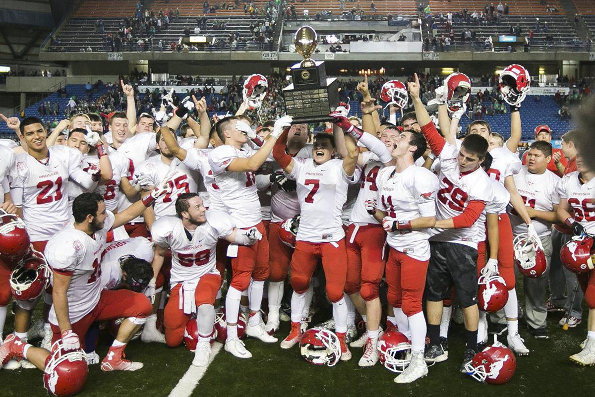 Prosser football's title chase tops 2015 sports stories in the Valley ...