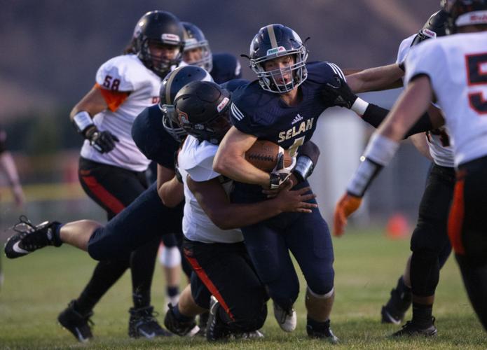 Football: Davis vs. Selah | Sports Photos | yakimaherald.com