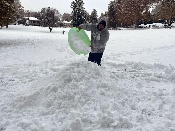 Yakima gets 5-6 inches of new snow, with more wintery weather in the ...