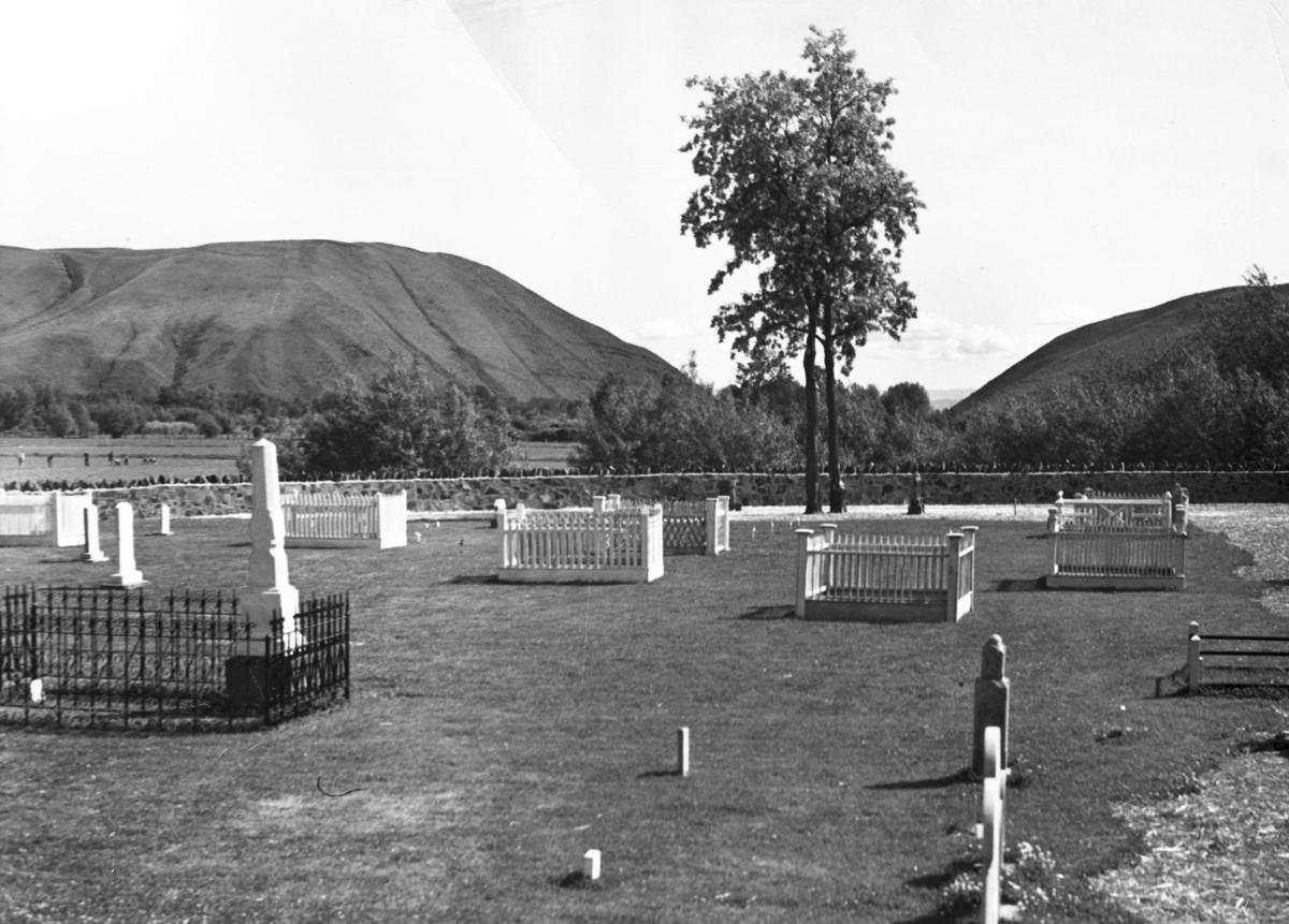 Union Gap's Pioneer Graveyard: 'Genuine historical treasure' | Local ...