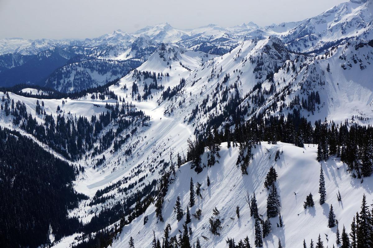 Photos: Chinook Pass clearing | News Photos | yakimaherald.com