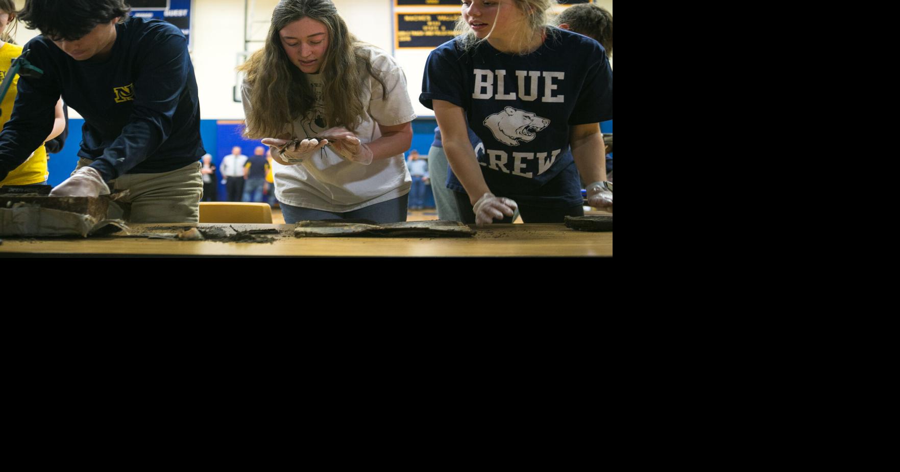 Naches Valley High School students open 100-year-old time capsule ...