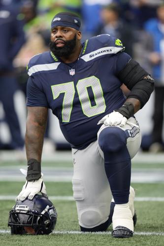 Seahawks reportedly signing 42-year-old Jason Peters to help offensive ...