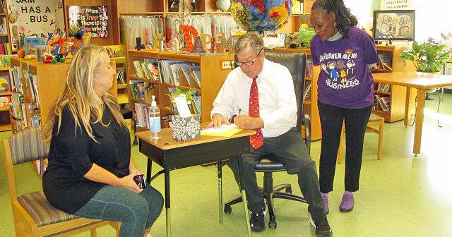 Yates retires as orthopedic surgeon | Jamestown News | yesweekly.com