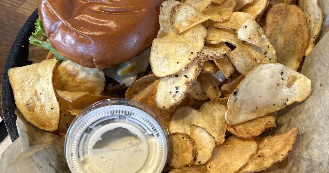 Chow Down with John Batchelor at PorterHouse Burger Company | Food ...