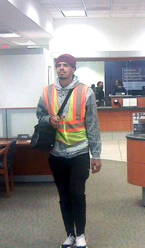 Photos Released Of Wells Fargo Bank Robbery Suspect News