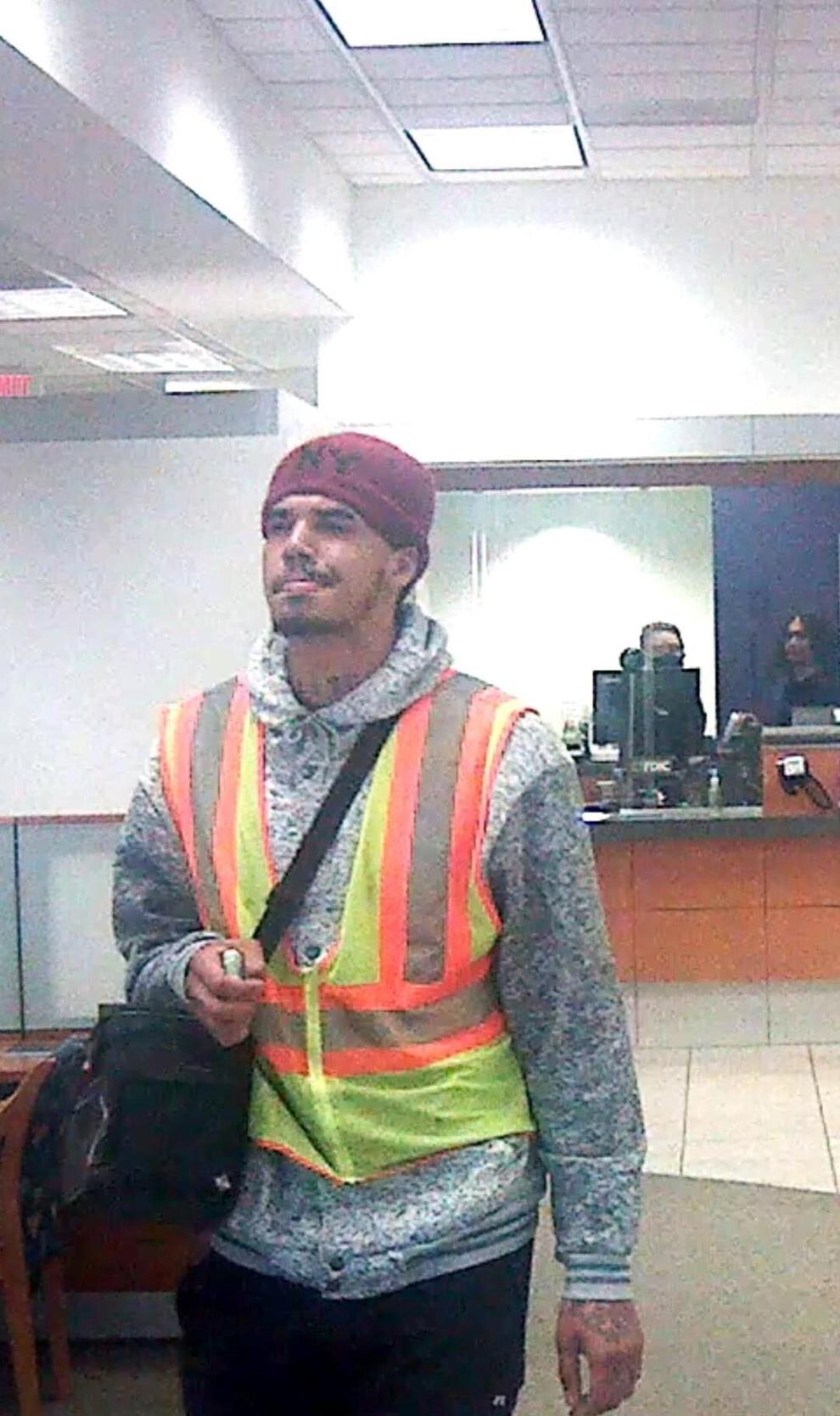 Photos Released Of Wells Fargo Bank Robbery Suspect News
