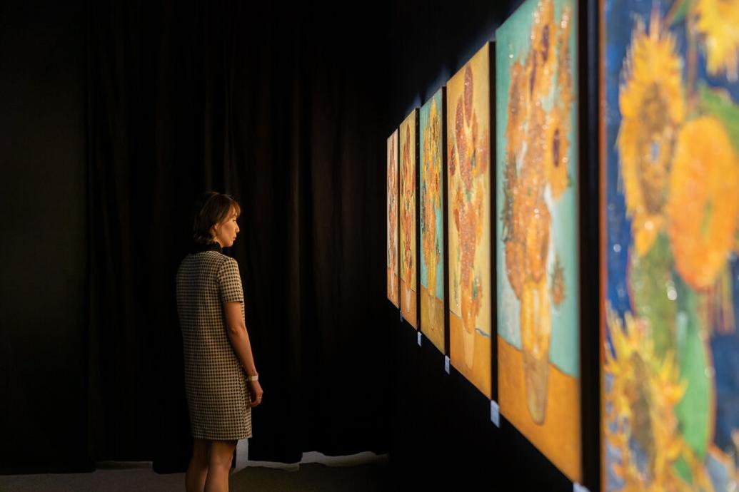 Stepping Inside A Painting: The Van Gogh Immersive Experience comes to ...