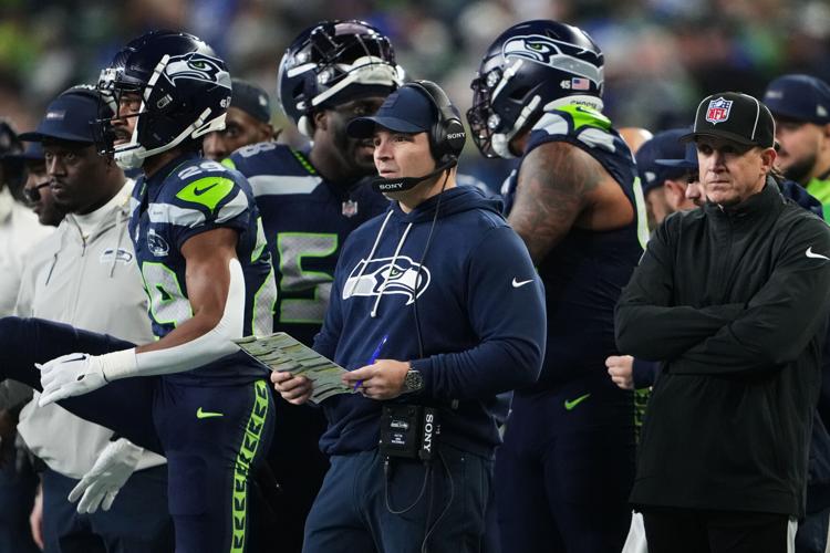 Seahawks dominate 49ers from opening kick, advance to NFC title game ...
